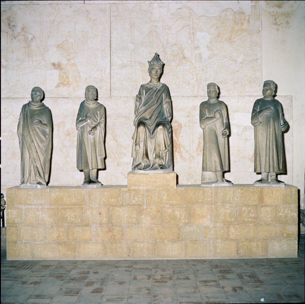 Statua di Enrico VII (12745-1313), Sacro Romano Imperatore, con i suoi ...