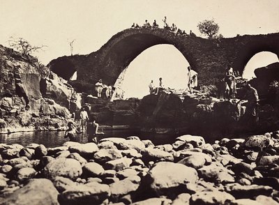 'Costruire un Impero' nell'era fascista: ponte portoghese sul fiume ...